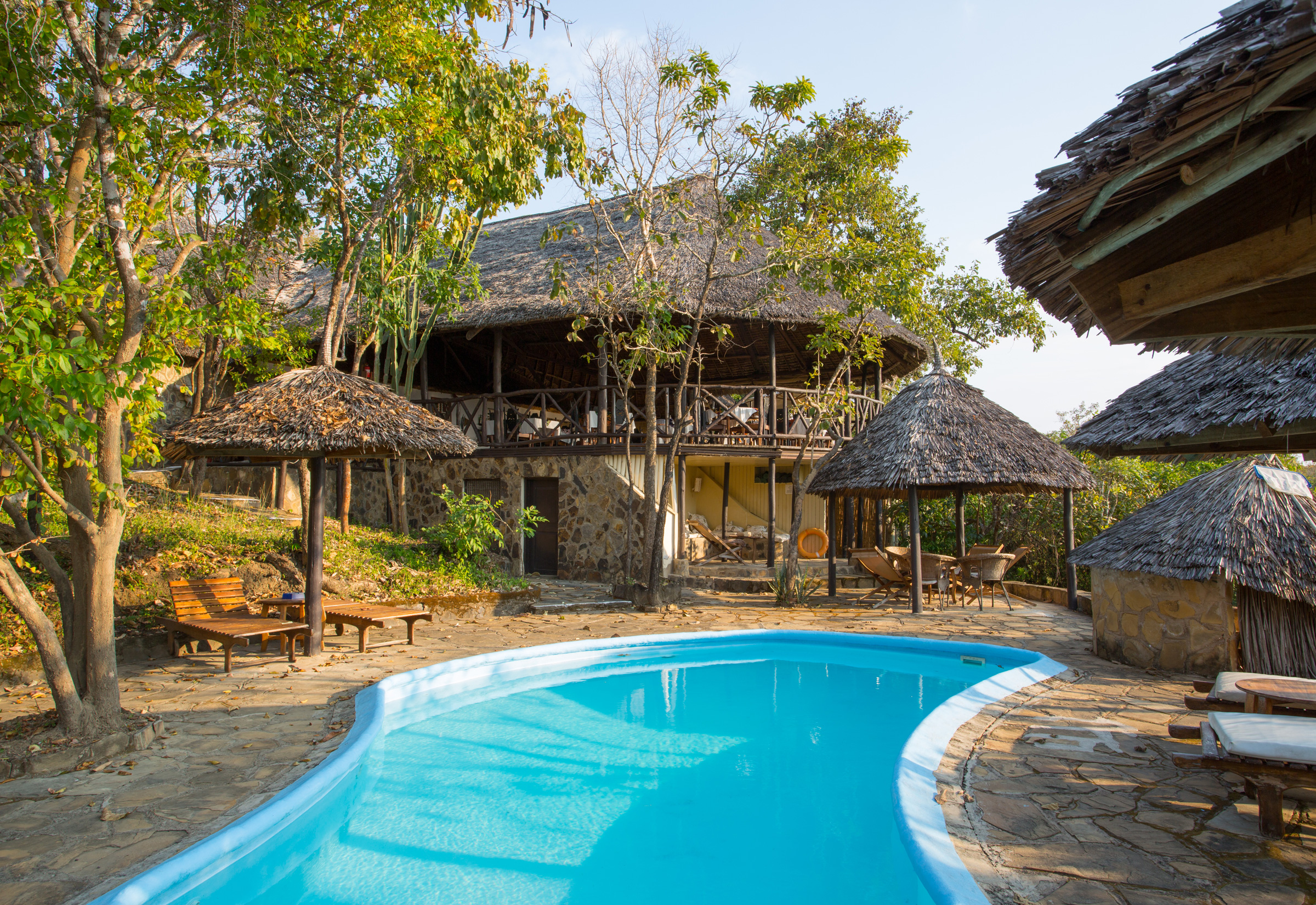 Vuma Hills Tented Camp - Mikumi Nationalpark | Tansania Reisen ...